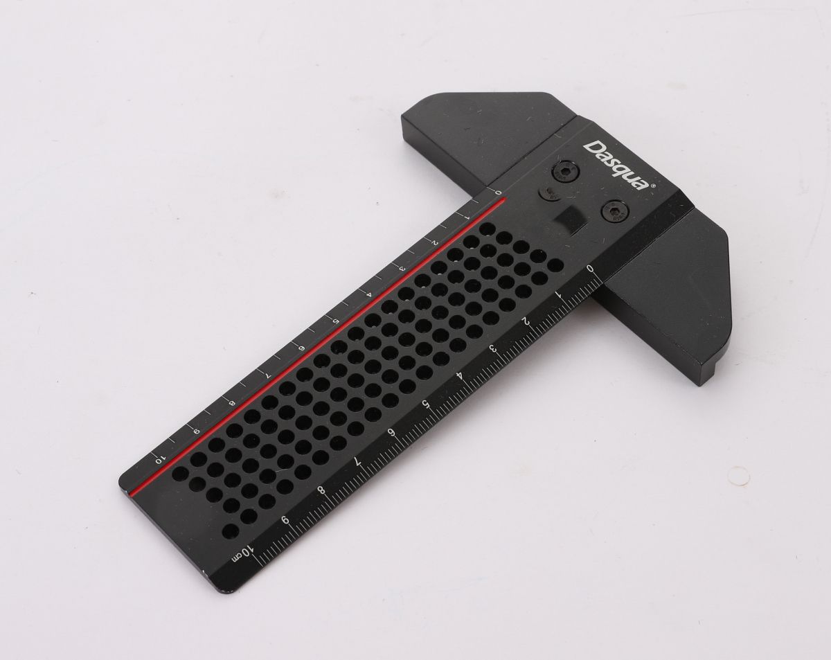Dasqua Black-Red Plus T-Shaped Ruler With Marked Holes 4" - Dasqua ...